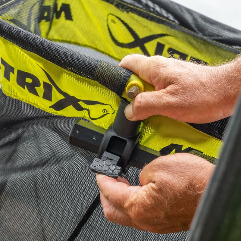 WIN a Matrix 3D-R Tool Bar Pro with 3 Carp Safe Keepnets 3m - Capital ...